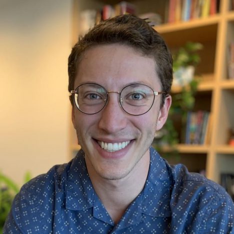 About Us – Lovelytics